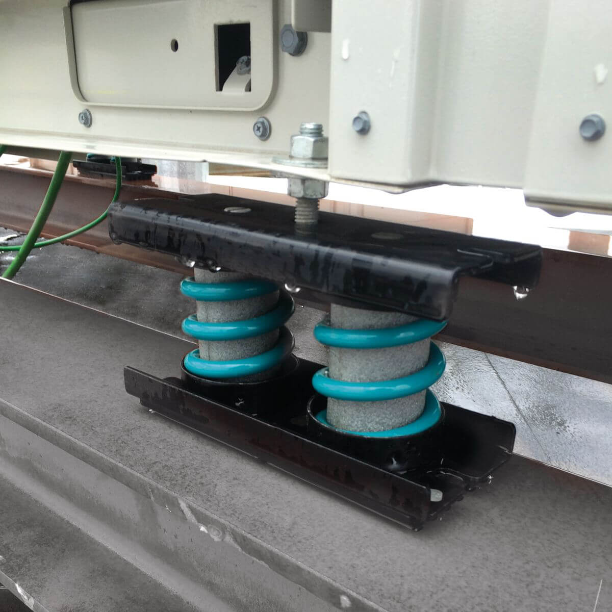 Schwingungsdämpfung in der TGA - Grundlagen