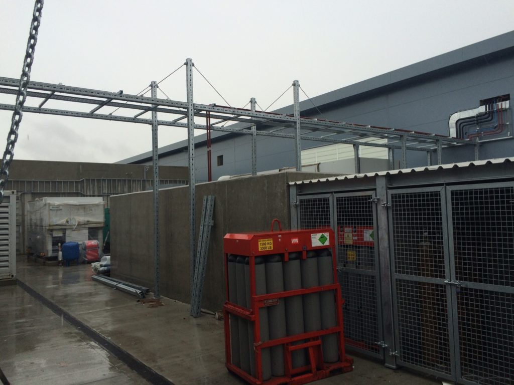 Modular support system - 17m pipe bridge case study - Walraven