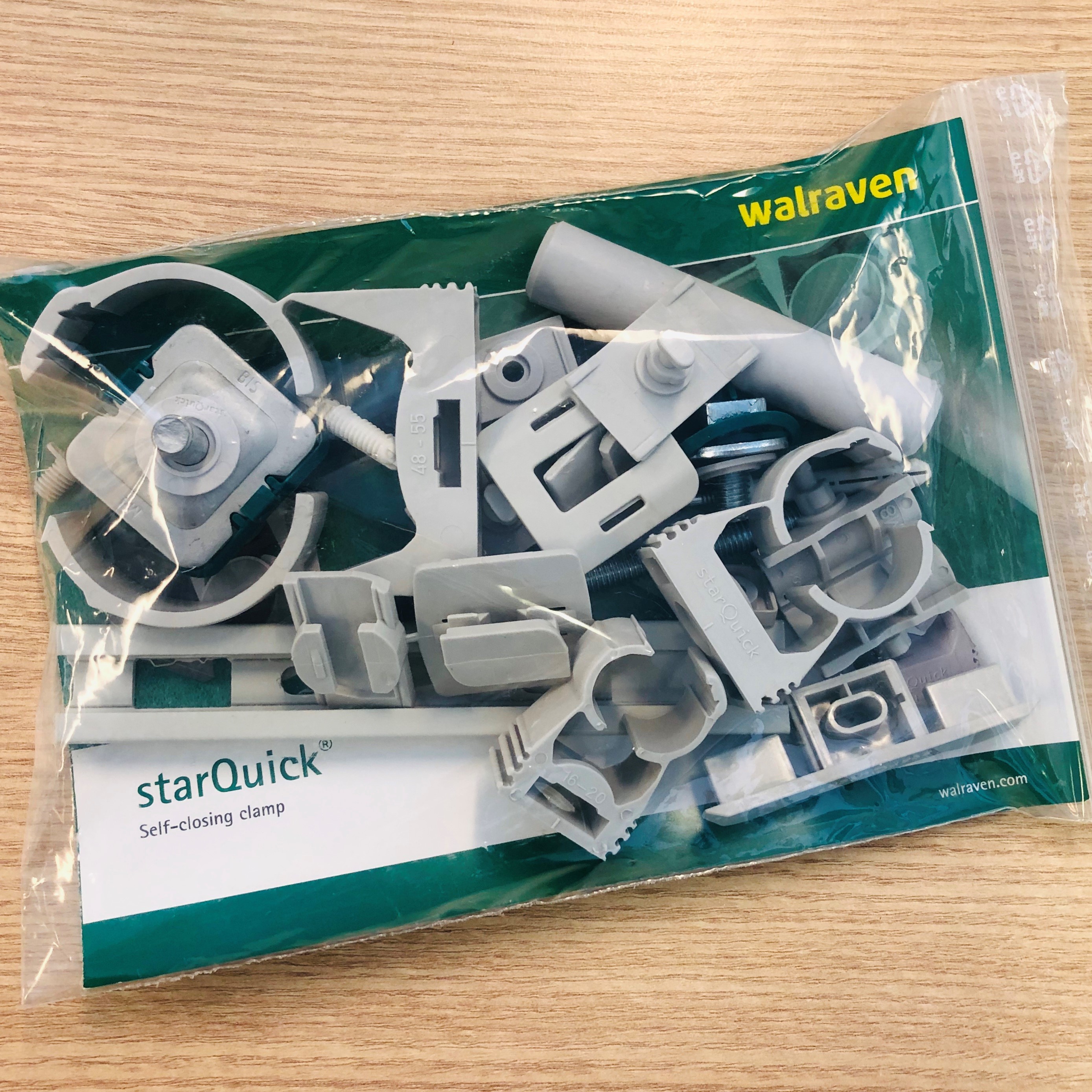 The plastic pipe clip with a difference from Walraven - starQuick