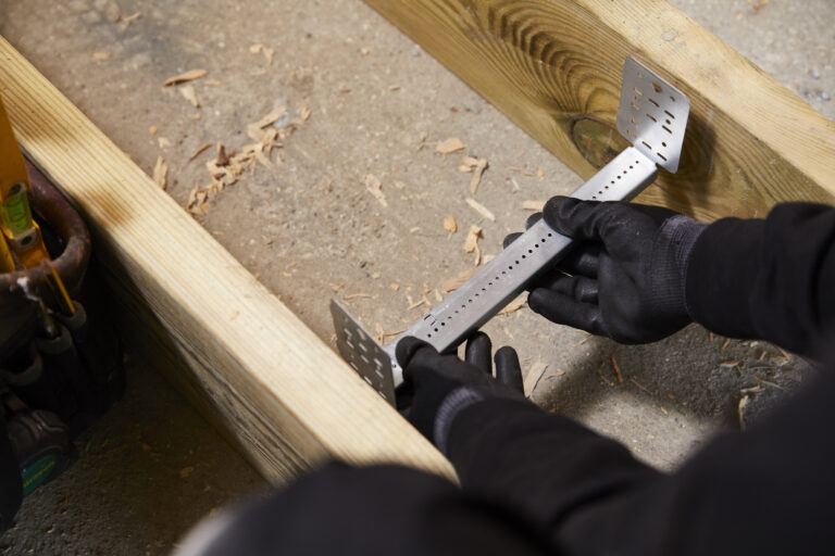 Walraven RSWB - for easy fixing within stud walls or floor joists