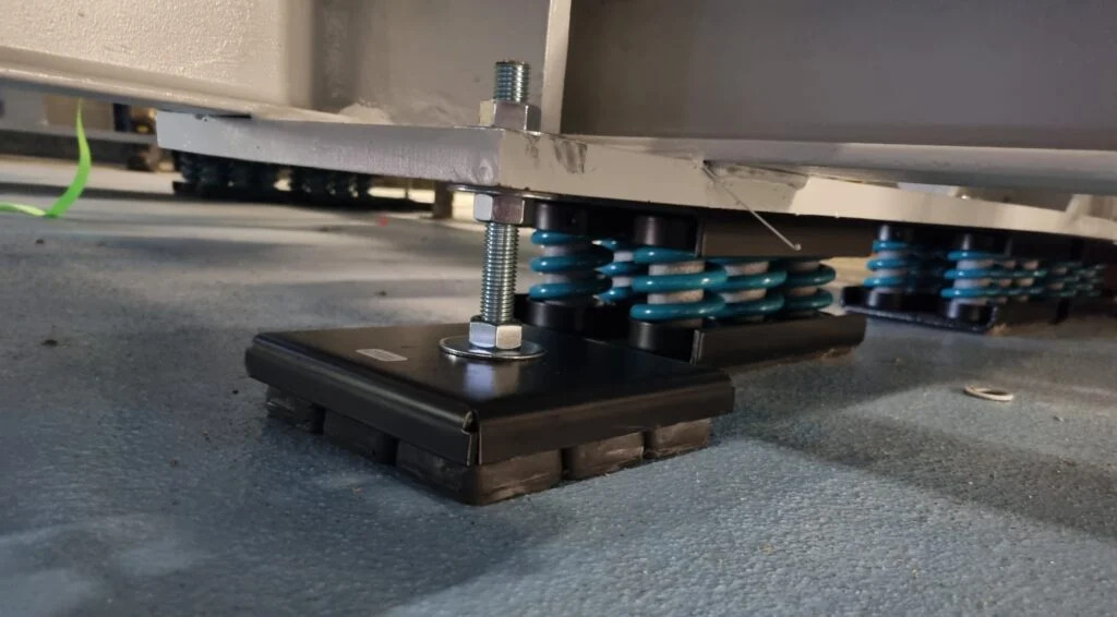 Effective vibration damping for a 14-ton compressor - Walraven United ...